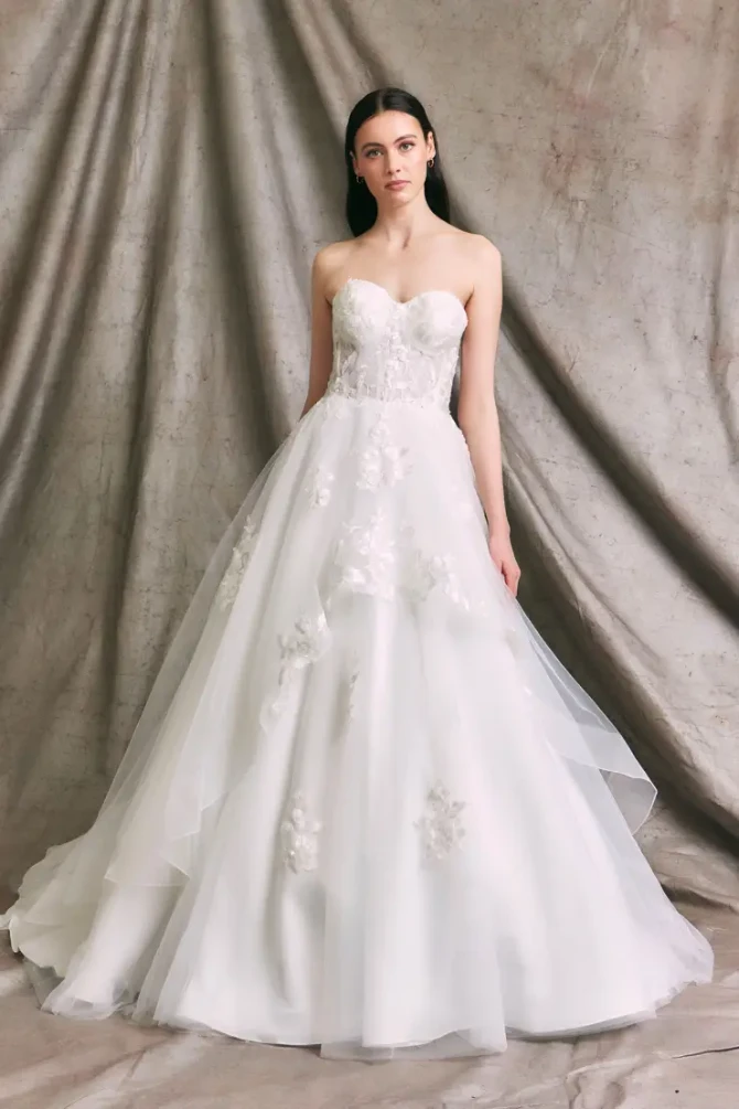 Private Label | Seattle Bridal Rack - B328 | Seattle Bridal Rack