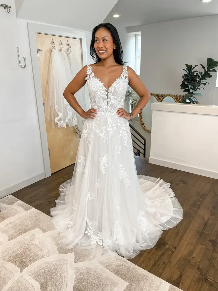 A-Line Dressess | Seattle Bridal Rack